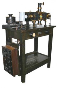 Cambridge Electrocardiograph, 1920 - Dittrick Medical History Center