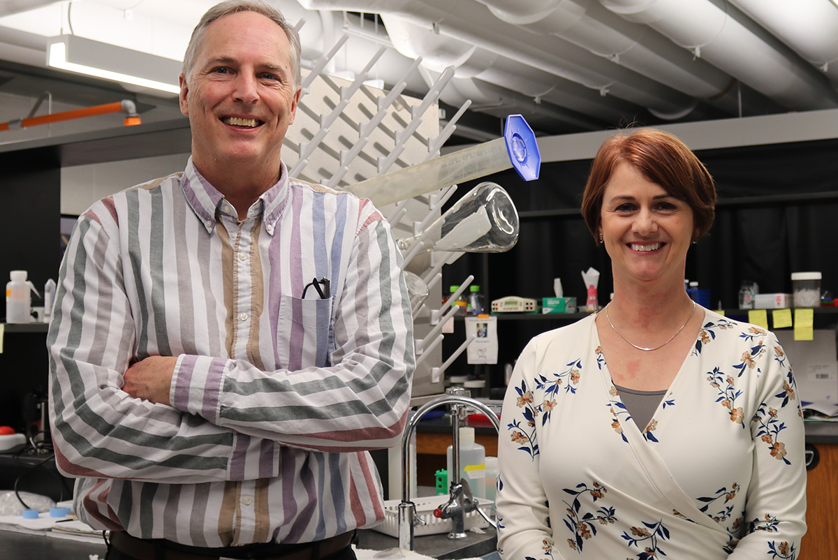 Case-alumni-director-Bob-Smith-and-Dean-Joy-Ward-in-biology-lab_Feb ...